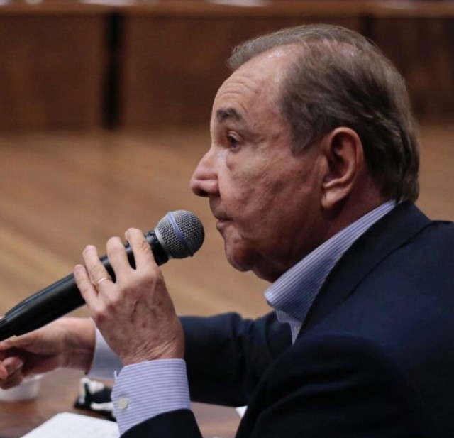 Agripino não descarta candidatura, mas prioriza maior partido do país