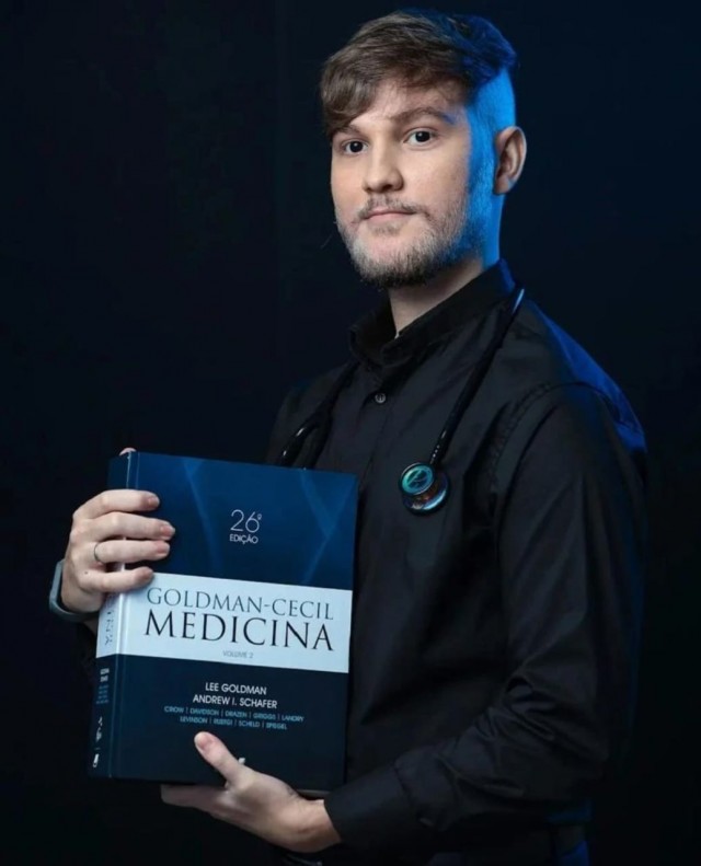 Estudante de medicina perde luta contra o câncer